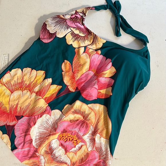 Apt. 9 | Swim | Bright Modern Floral Size M Tankini Top Halter Bathing ...